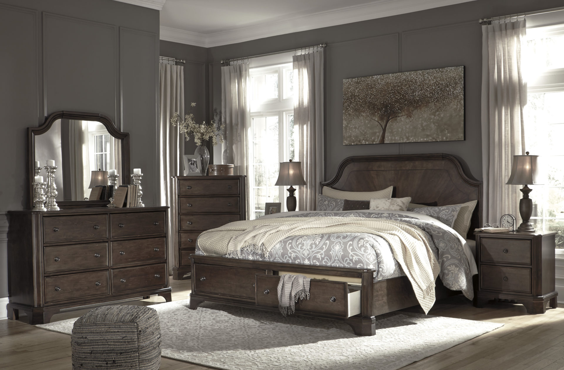 Adinton 6 Piece Bedroom Set | Gonzalez Furniture